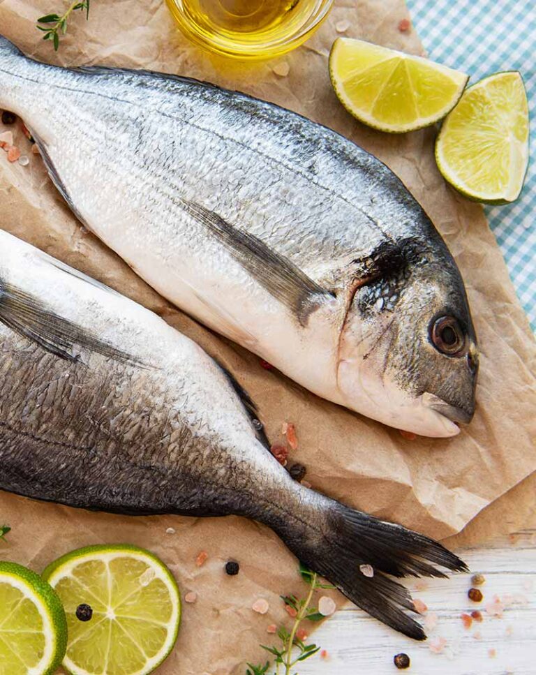 Nestled in the heart of the Port Macquarie Marina, Dockside Restaurant ...